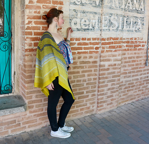 Ravelry: Beeline pattern by Stefanie Japel