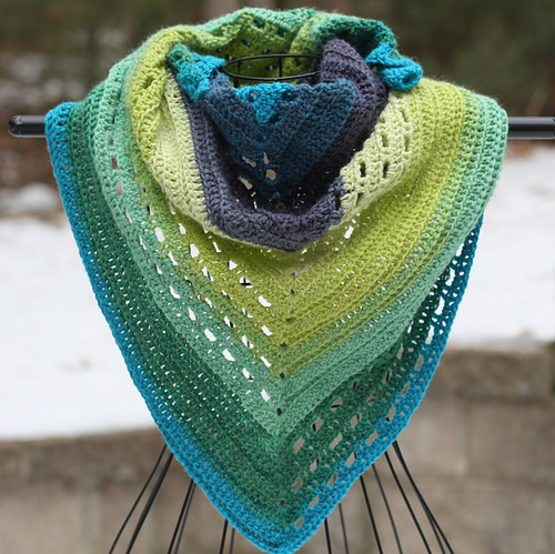 Ravelry: Ebb and Flow Shawl pattern by Sweet Pea and Sparrow