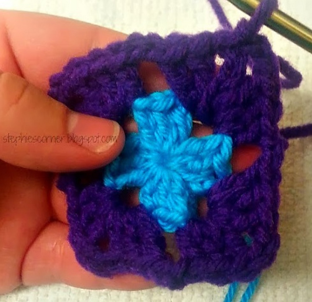 Ravelry: Basic Granny Square Color Change (tutorial) pattern by Stephie ...