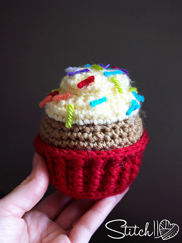 Ravelry: Cupcake pattern by Stitch11