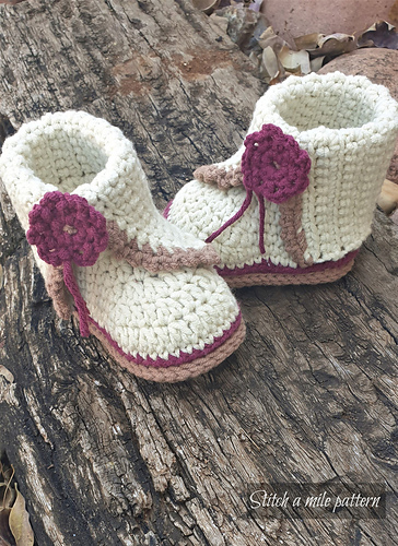 Ravelry: Baby girl cuffed boot pattern by Tanja Scott