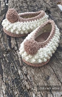 Ravelry: Baby bootie pattern by Tanja Scott