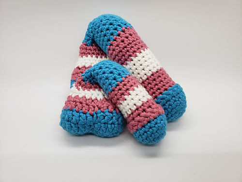 Ravelry: Lil' Bug Soft Packer pattern by Stitchbug Studio