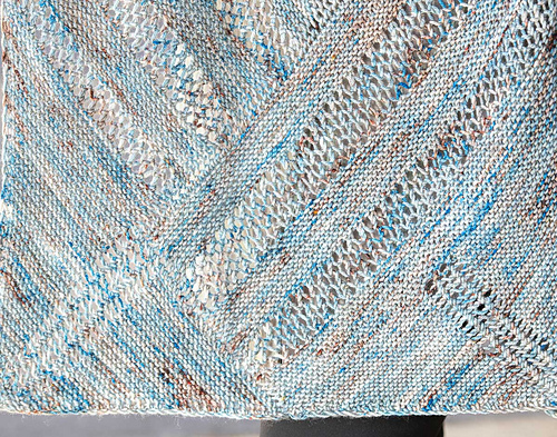 Ravelry: Chill Out pattern by Elizabeth Beach