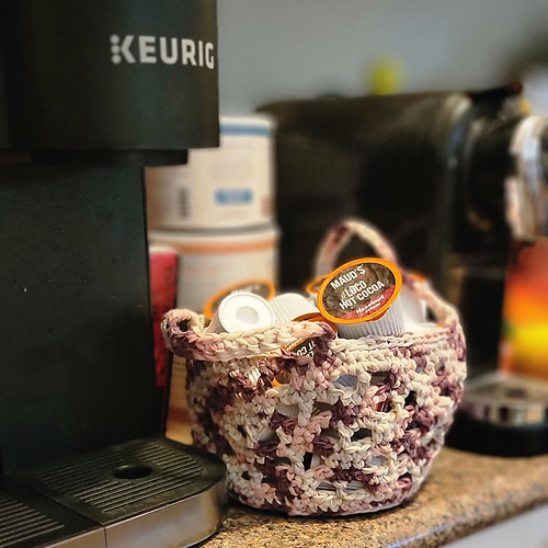 Ravelry: Fast Track Baskets pattern by Salena Baca