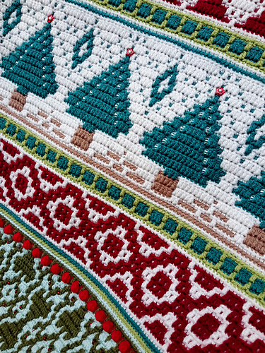 Ravelry: Deck the Halls pattern by Lindsay Mika