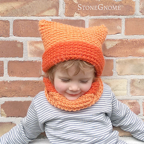 Ravelry: Bumpy Hat and Tube pattern by StoneGnome aka Heidi Eisner
