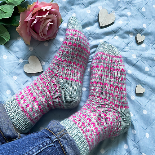 Ravelry: Heart shaped socks set pattern by Stone Knits