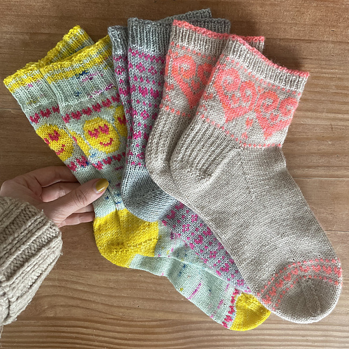 Ravelry: Heart shaped socks set pattern by Stone Knits