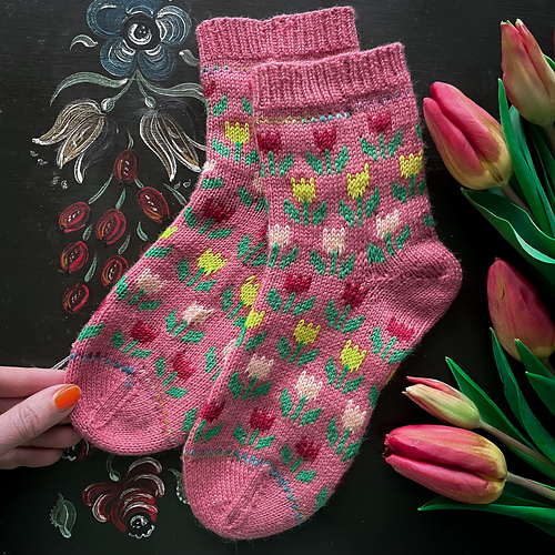 Ravelry: Tiptoe through the Tulips pattern by Stone Knits