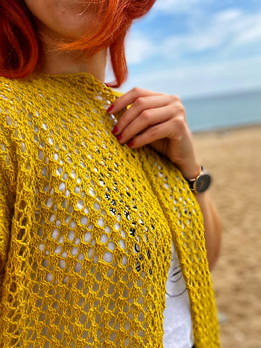 Ravelry: Triana Cardigan pattern by Marina Storm