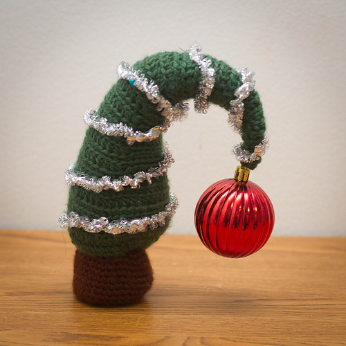 Ravelry: Twisted Christmas Tree pattern by Ashley Dyke