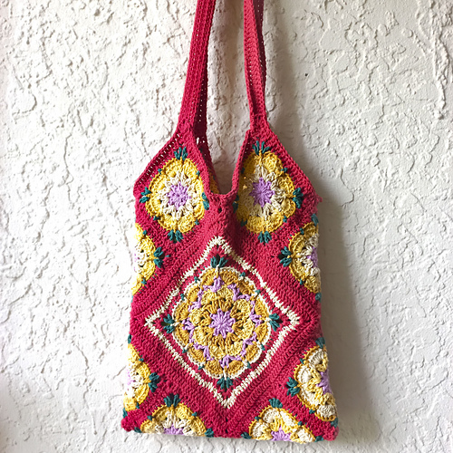 Ravelry: Flower Granny Squares Tote Bag pattern by Stouto Creative Crochet
