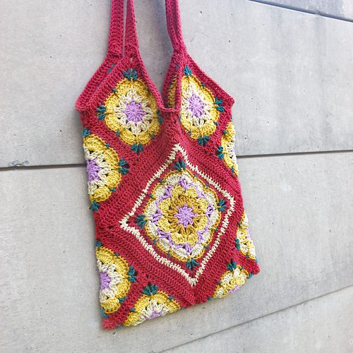 Ravelry: Flower Granny Squares Tote Bag pattern by Stouto Creative Crochet