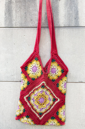 Ravelry: Flower Granny Squares Tote Bag pattern by Stouto Creative Crochet