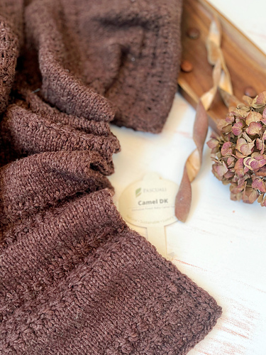 Ravelry: Refrain pattern by Sandra Fischer