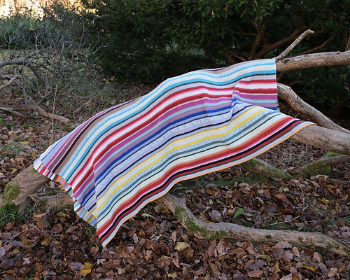 Ravelry: Helseteppe i staver pattern by Marianne Olsen