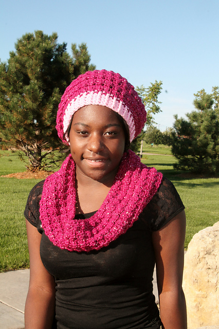 Ravelry: Sherri Berry Cluster Cowl pattern by Donna Knox