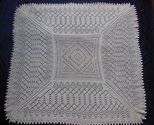 Ravelry: Royal lace baby shawl 2015 pattern by Russian Lily