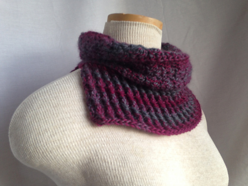 Ravelry: November Scarf pattern by Ellen Elizabeth