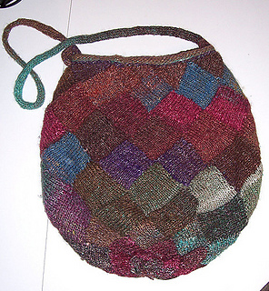 Ravelry: Small Entrelac Bag #99 pattern by Theresa Gaffey