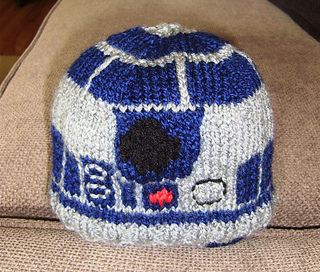 Ravelry: SuperKario's R2D2 Hat