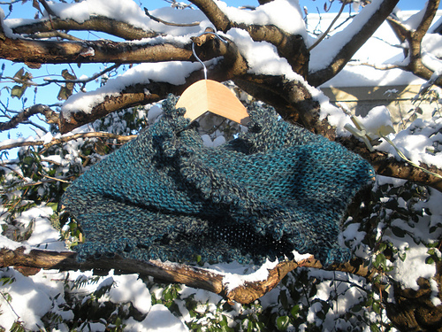 Ravelry: Glenties Cowl pattern by Lisa Sisk