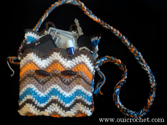 Ravelry: Southwestern Chevron Hip Purse pattern by Susie Oui Crochet