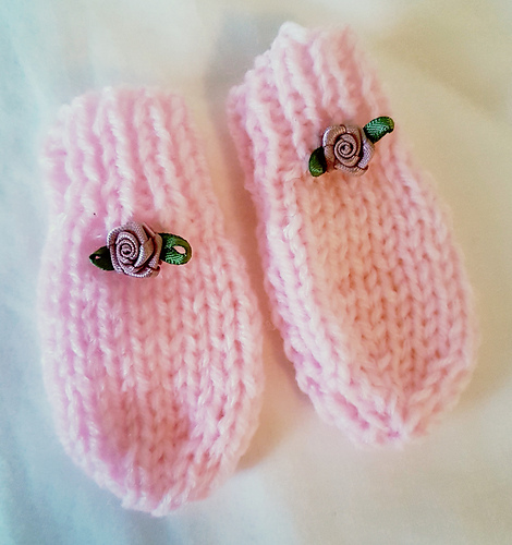 Ravelry: Little Babbity ~ Preemie Baby Hats & Booties pattern by ...