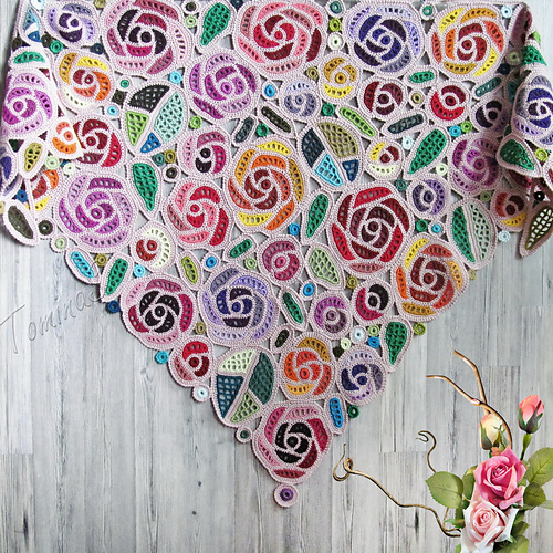 Ravelry: The Mackintosh Roses Shawl pattern by Svetlana Tomina