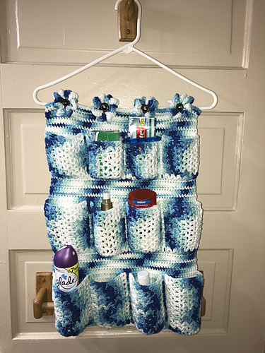 Ravelry: The Seamless Hanging organizer pattern by Reney Trelenberg