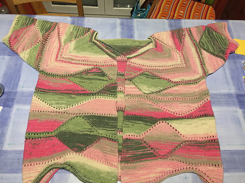 Ravelry: Sachiko pattern by Ruth Kindla