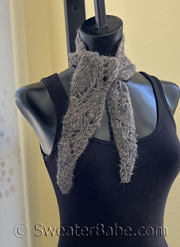 Ravelry: #372 Liv Scarf pattern by SweaterBabe