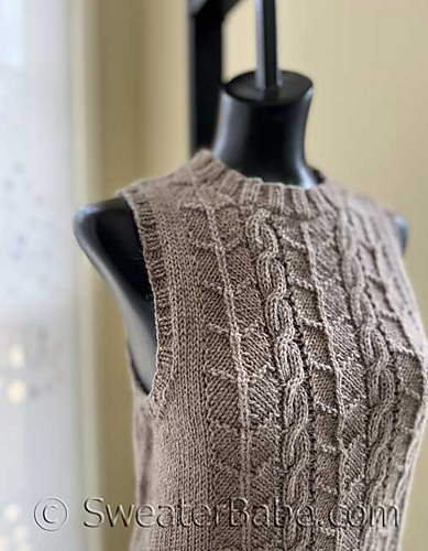 Ravelry: #350 Willow Vest pattern by SweaterBabe