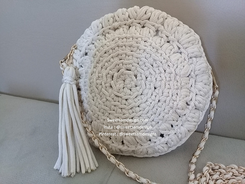 Ravelry: Small Boho Bag pattern by Sameh Baccouch