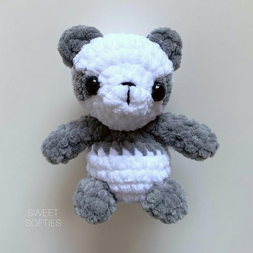 Ravelry: Pocket Panda pattern by Sweet Softies