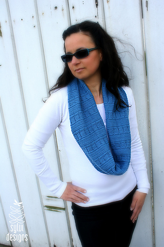 Ravelry: Elina for Winter pattern by Sylvi Designs