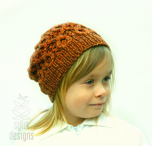 Ravelry: Maya's hat pattern by Sylvi Designs