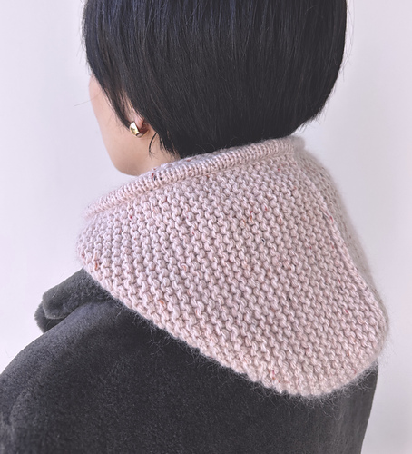 Ravelry: Holiday Balaclava pattern by THINNNG