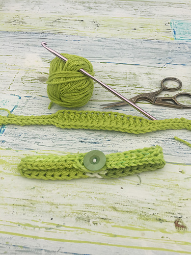 Ravelry: One Button Ear Saver pattern by Teresa Walker-Kersey