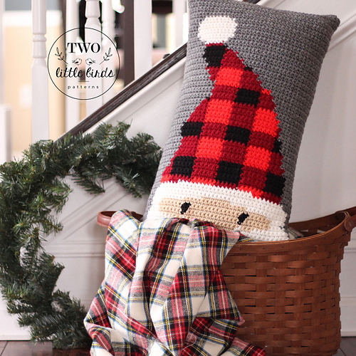 Ravelry: The {Peeking Santa} Pillow pattern by Emily Anne