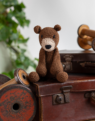 Ravelry: Penelope the Bear pattern by TOFT UK
