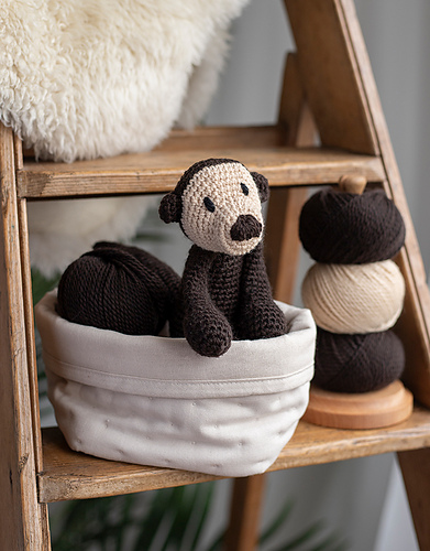 Ravelry: Andrew the Sea Otter pattern by TOFT UK