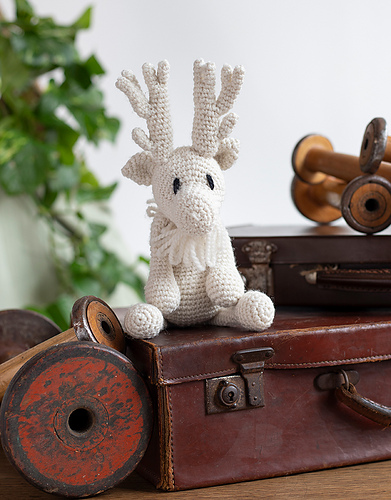 Ravelry: Caspar the Peary Caribou pattern by TOFT UK