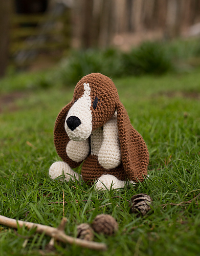 Ravelry: Holmes the Basset Hound pattern by TOFT UK