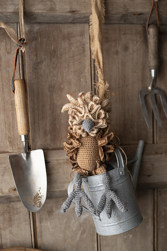 Ravelry: Calypso the Frizzle Chicken pattern by TOFT UK