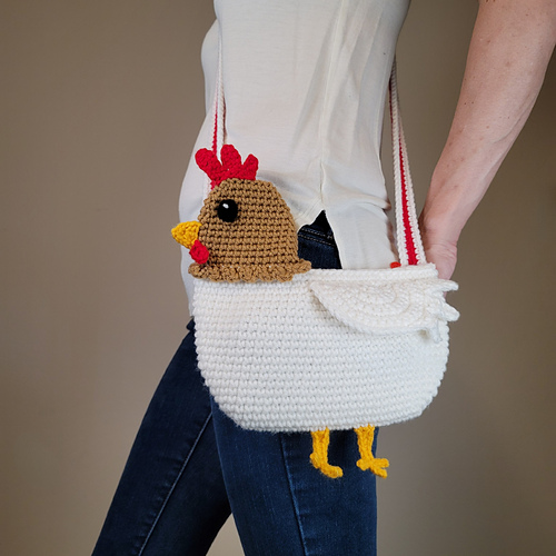 Ravelry: The Chicken Purse pattern by Jen Knight