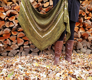 Ravelry: Amari pattern by Tamy Gore