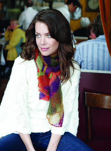 Ravelry: Fine Shawl (or Scarf) on Diagonal pattern by Adele Cutten