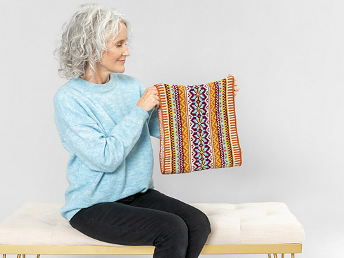 Ravelry: Retro Modern Cowl pattern by Tanis Gray